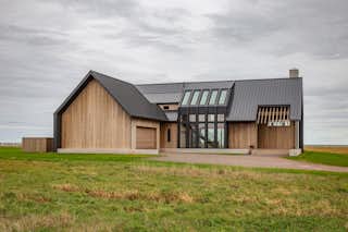 Harbour House (20 Photos) - Dwell