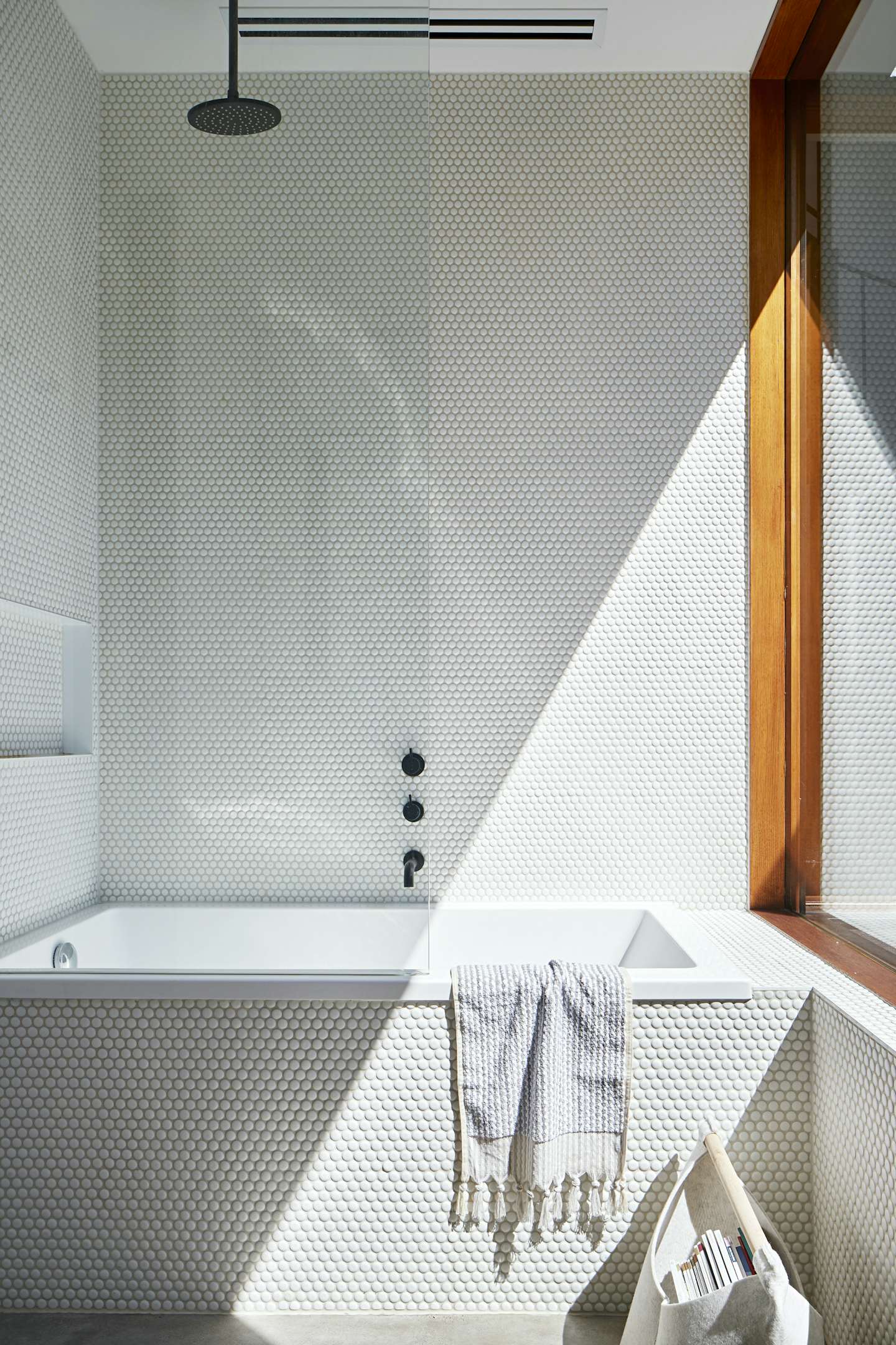 Bath Drop In Photos from An Emerging Architect Turns a Victorian ...