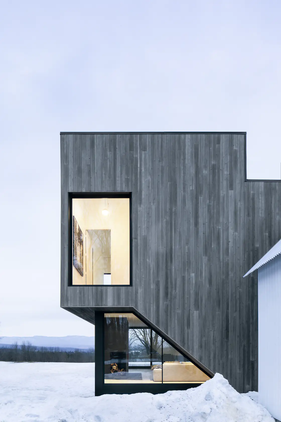 This Modern Farmhouse in Quebec Will Make You Do a Double Take - Dwell