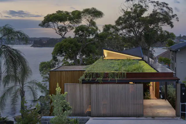 Photo 1 of 20 in How This Australian Beach House Connects to the Coast ...