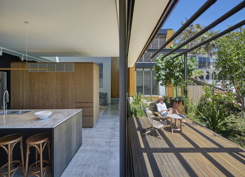 Photo 7 of 20 in How This Australian Beach House Connects to the Coast ...