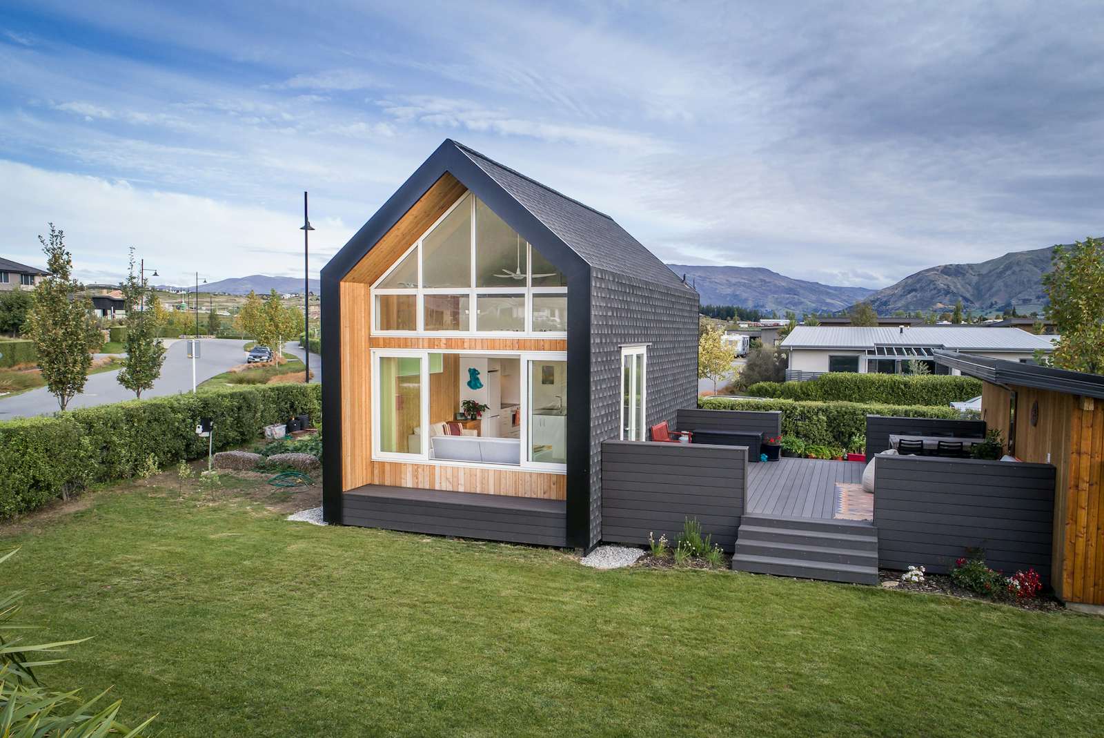 This $155K Tiny House in New Zealand Was Inspired by a Couple’s Cycling ...