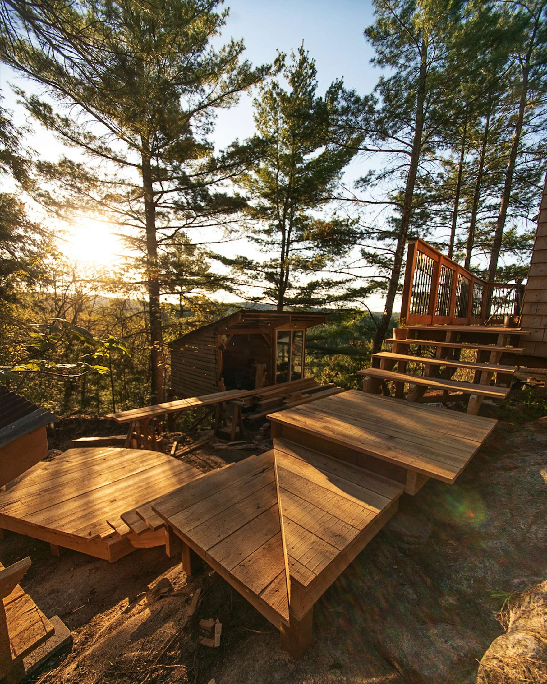 Off-Grid Cabin by Canadian Castaway - Dwell