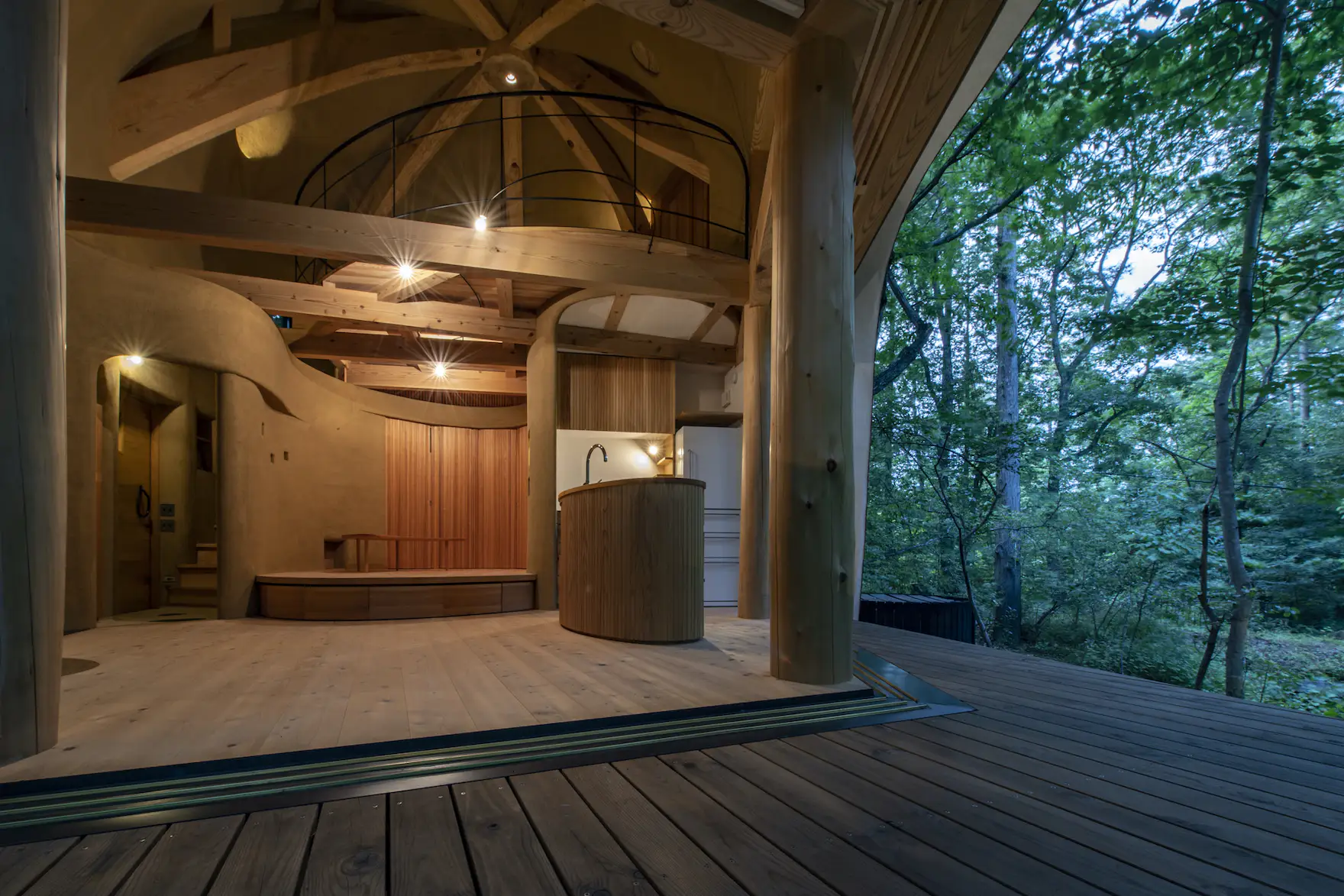 This Curvaceous Timber and Earth Cabin Blends Into a Japanese Forest ...