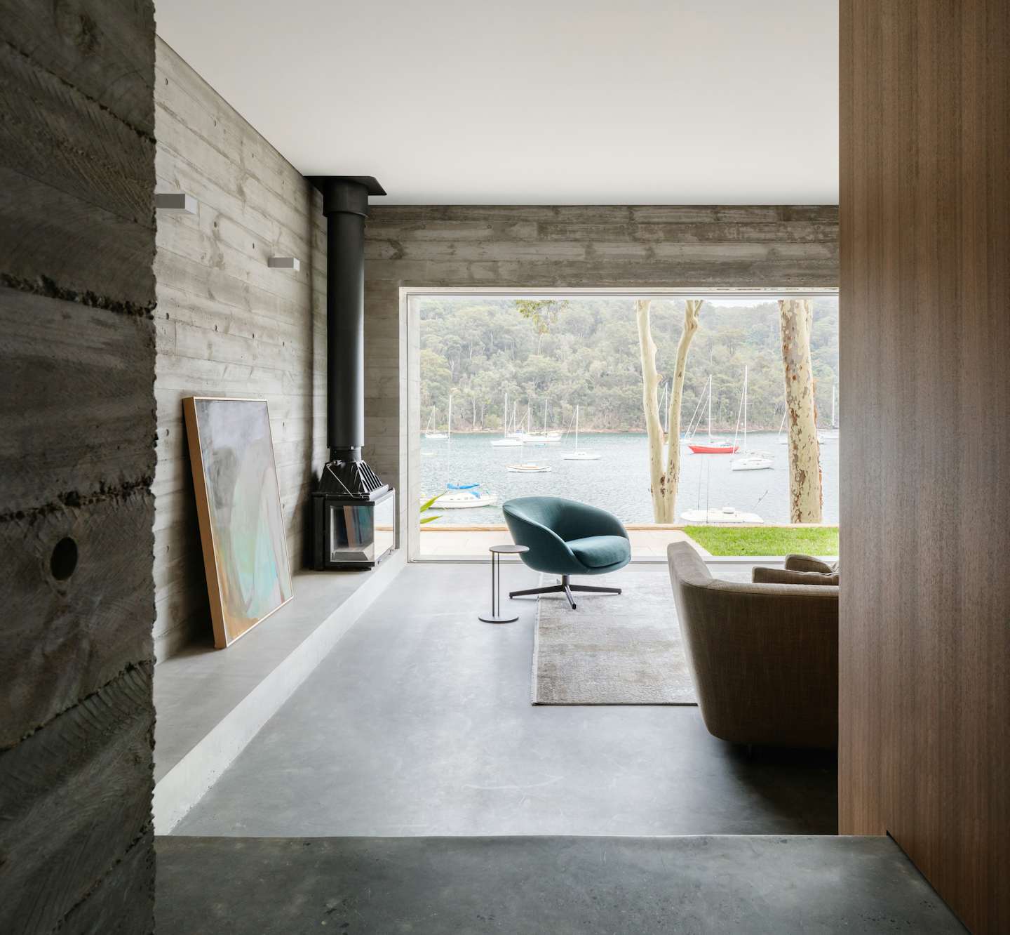 Photo 29 of 35 in 35 Modern Homes That Make the Case for Concrete - Dwell
