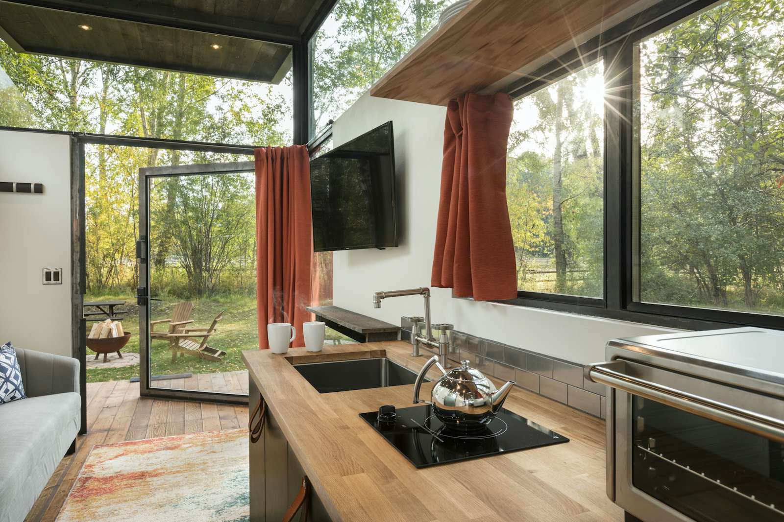 Road-Haus by Wheelhaus - Dwell