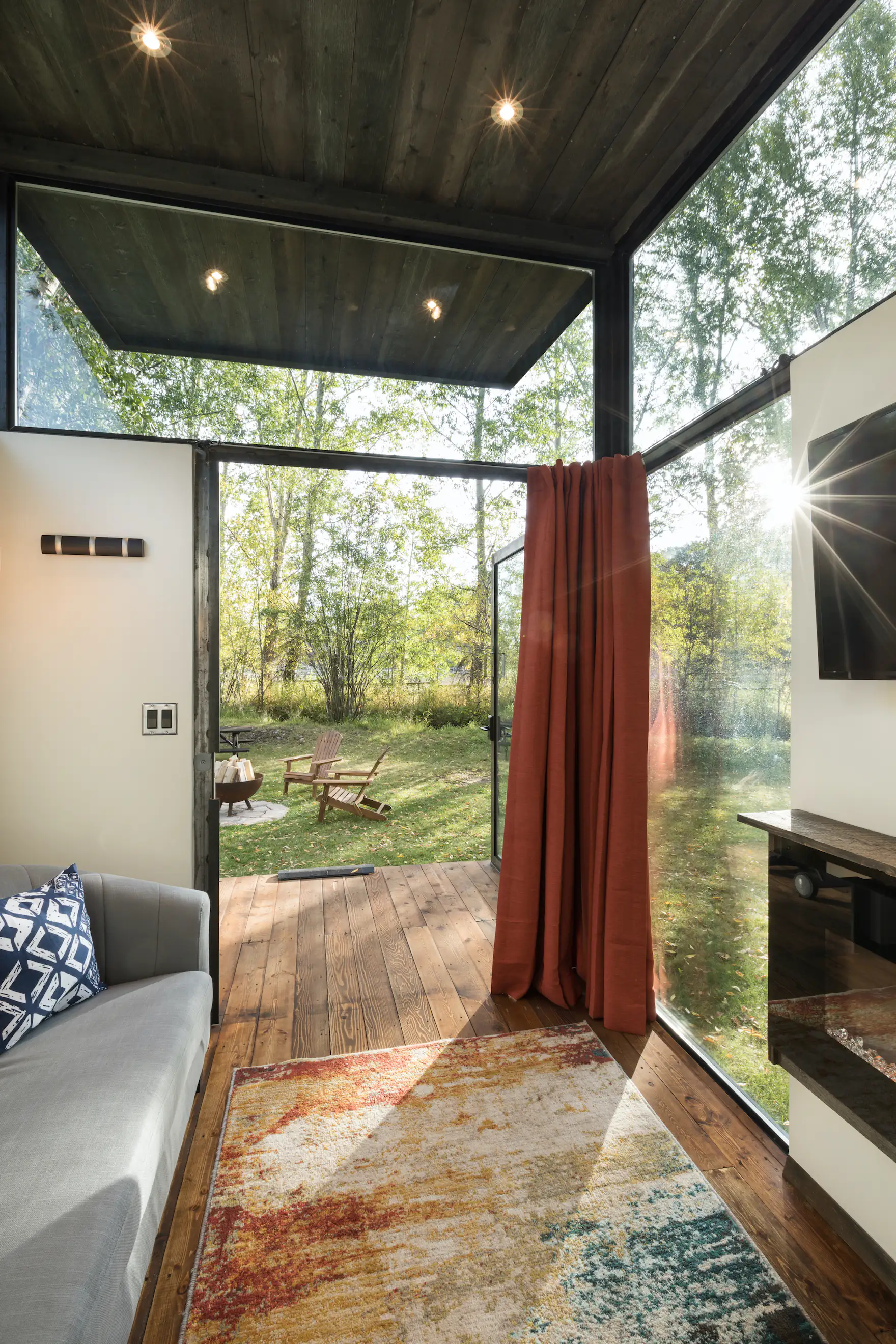 Road-Haus by Wheelhaus - Dwell
