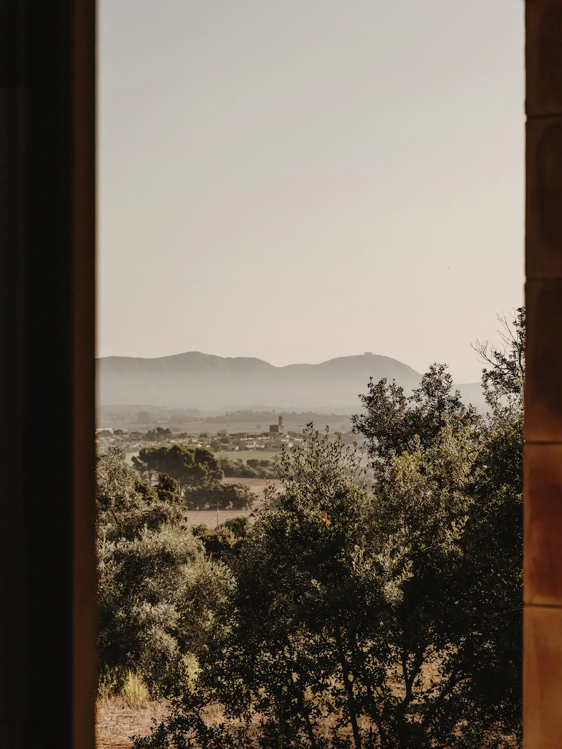 A Dreamy Home in Catalonia Celebrates the Mediterranean Way of Life - Dwell