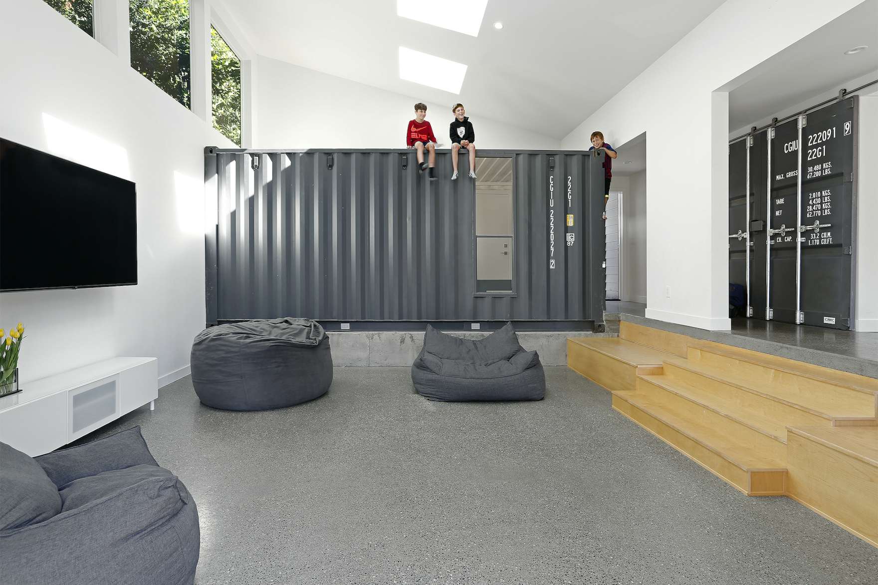Shipping Containers: Design and ideas for modern homes & living