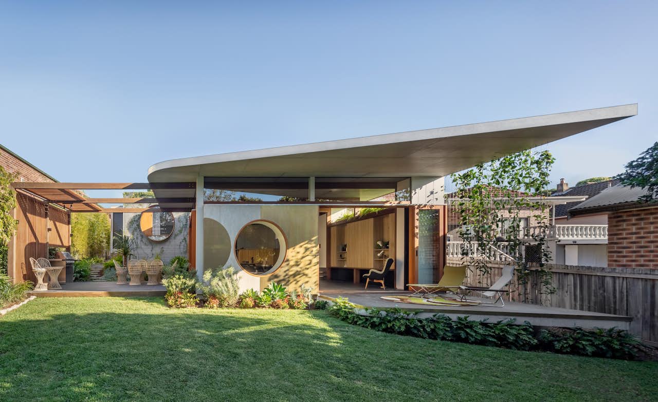 20 Eye-Catching Homes That Make Use of Circular Motifs - Dwell
