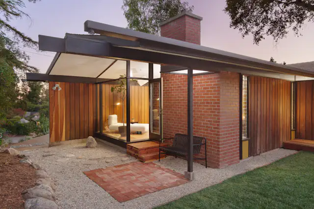 Photo 5 of 23 in A Glowing Midcentury by Jack Corey Asks $1.8 Million ...