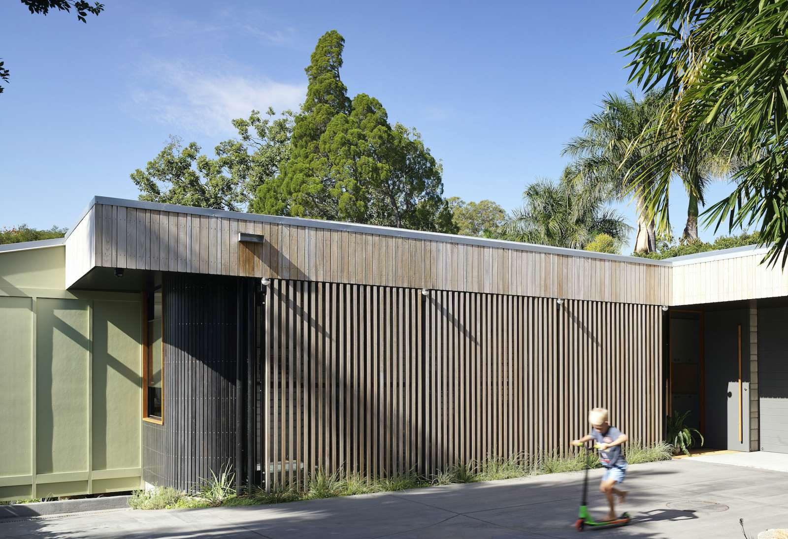 Red Hill House by LADA - Dwell