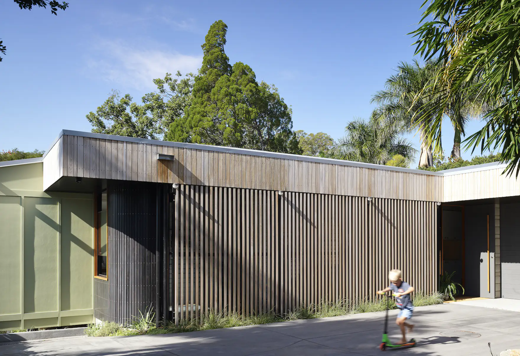 Red Hill House by LADA - Dwell