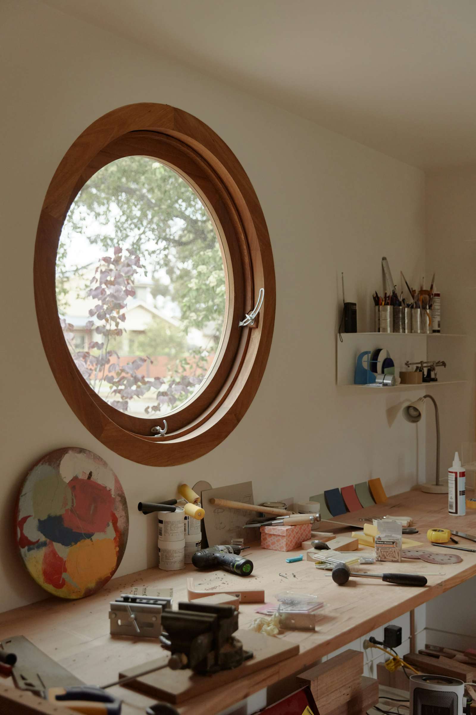 Photo 12 of 16 in Sea Green and Curved Glass Give a Melbourne Extension ...