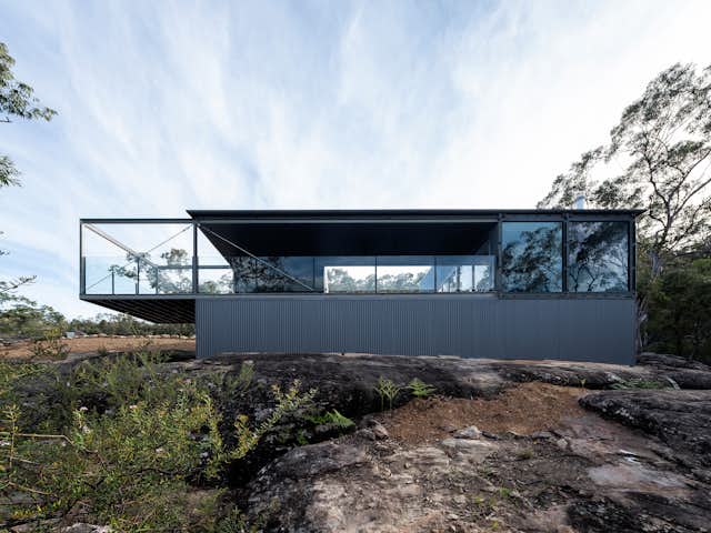 Photo 1 of 14 in A Shipping Container Home in Rural Australia Delivers ...