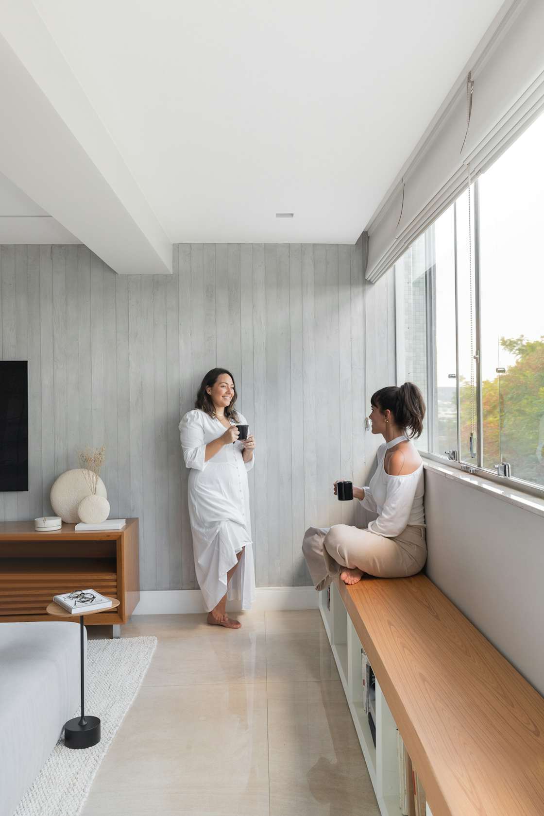 Photo 9 of 13 in Subtle Touches Make for a Seriously Soothing Apartment ...