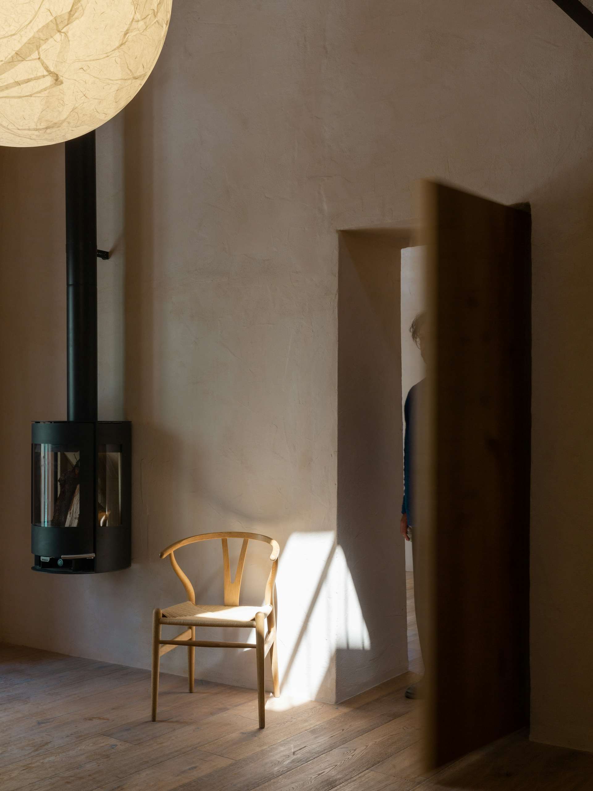 A Floating Iron Stair Cuts Through a Bladesmith’s Workshop Turned ...