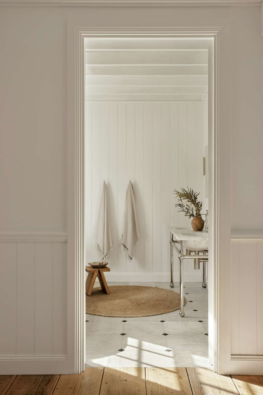 Uplift Your Home’s In-Between Spaces With These Handmade Rugs - Dwell