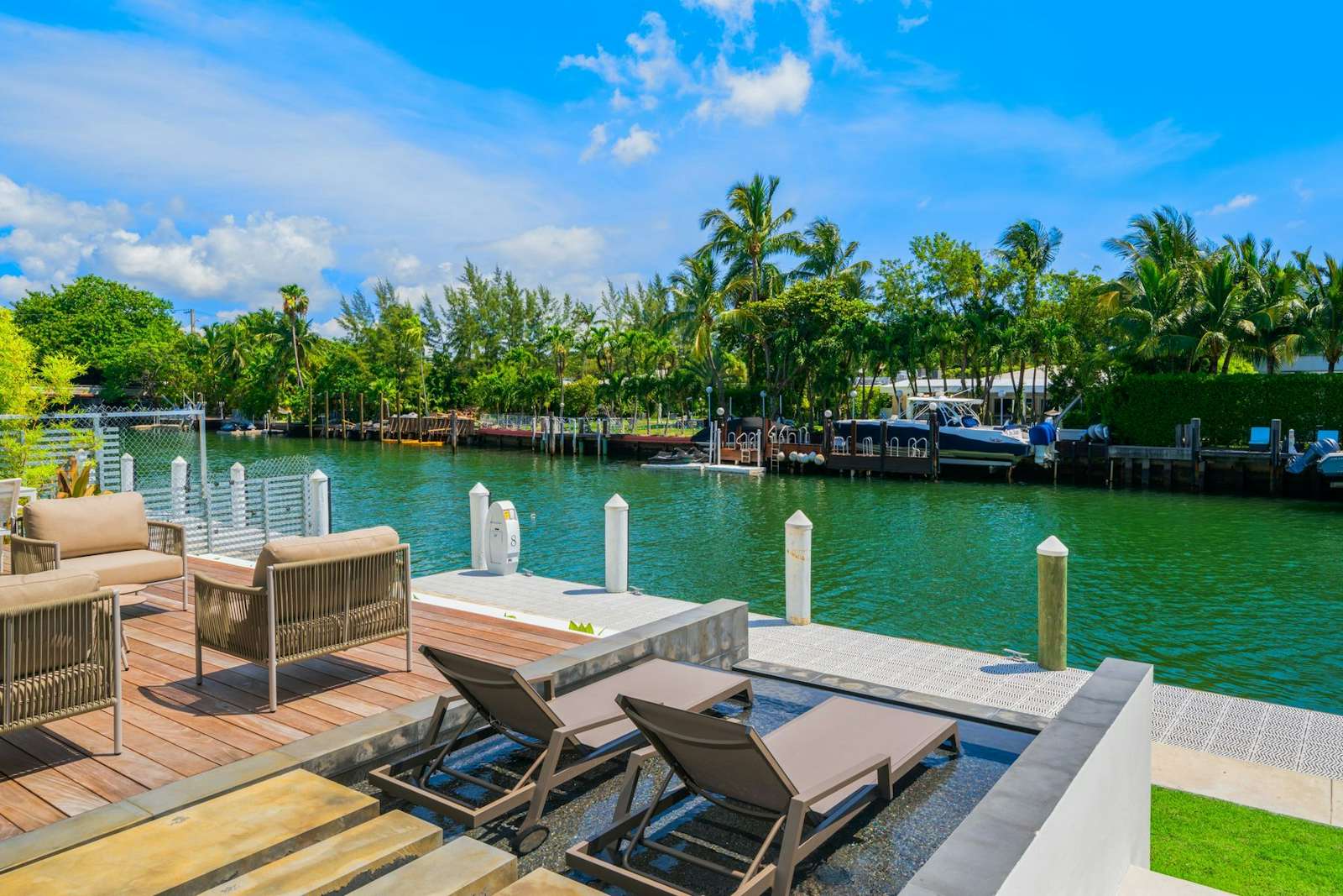 Holiday in Paradise at this Waterfront Miami Beach Villa Designed by ...