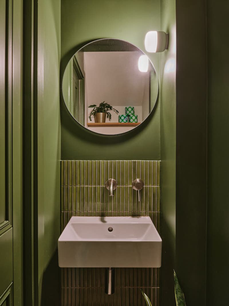Photo 16 of 17 in Budget Breakdown: In London, a Midcentury-Inspired ...