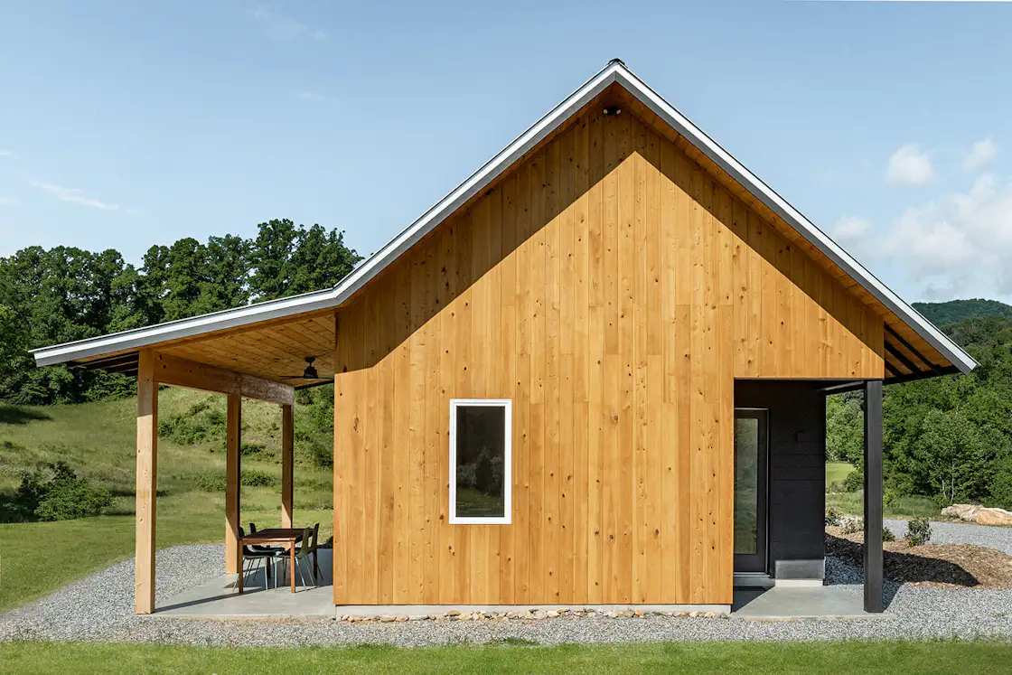 A Working Farm in North Carolina Is Capped by a Cozy Modern Farmhouse ...