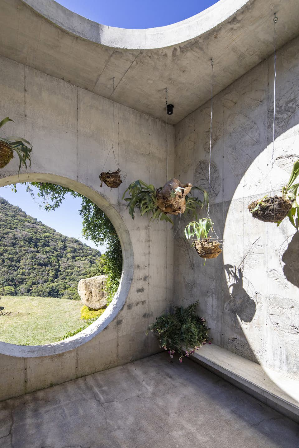 Photo 5 of 21 in A Brutalist-Inspired, Off-Grid Retreat Rises in a ...