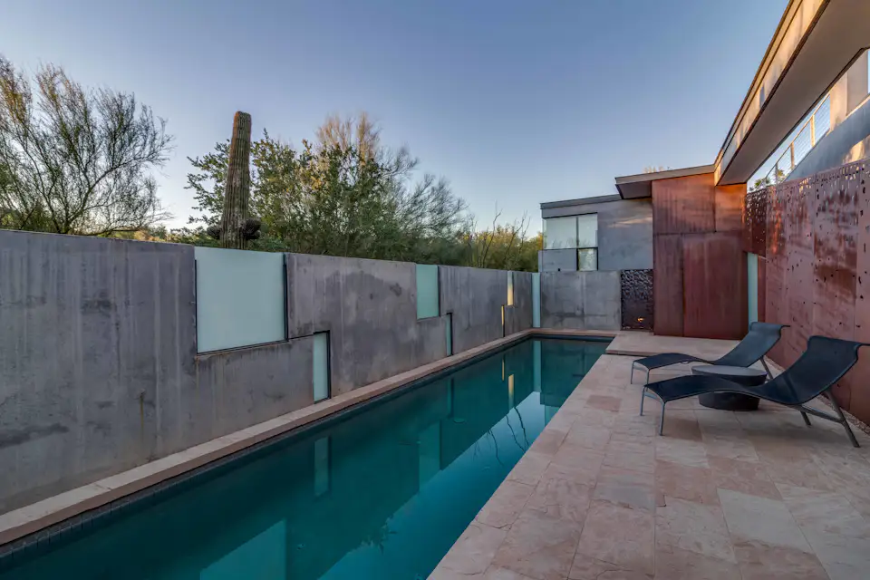 Photo 3 of 17 in The Planar House – Steven Holl Architects by Taylor ...