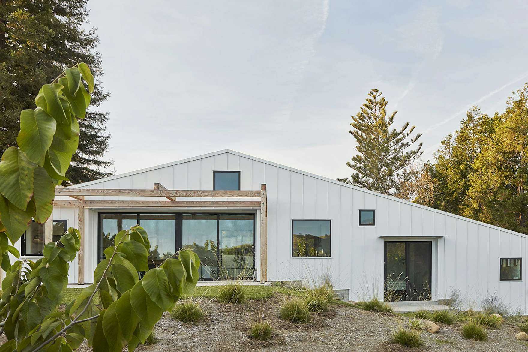 Photo 2 of 16 in Shepard Mesa House by Nabi Boyd - Dwell