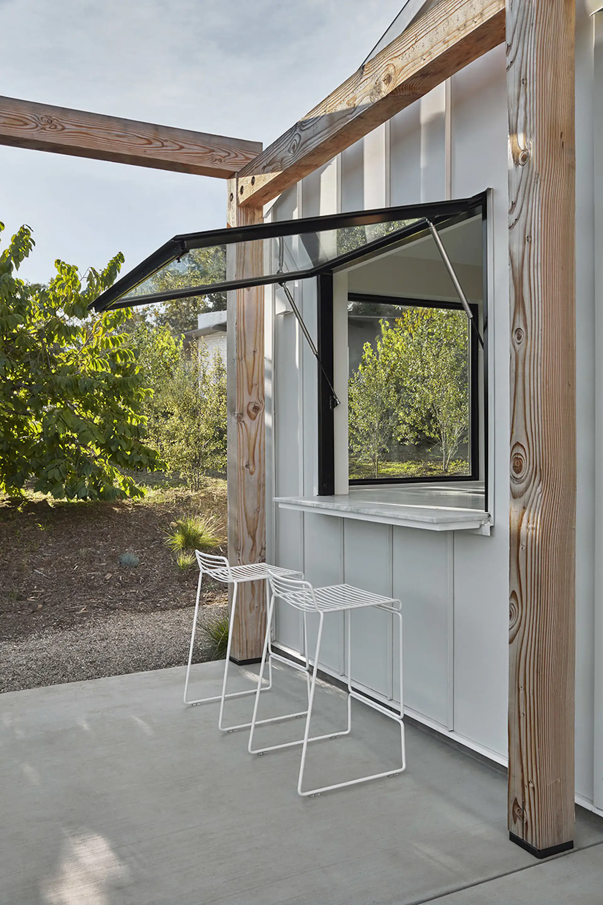Photo 8 of 16 in Shepard Mesa House by Nabi Boyd - Dwell