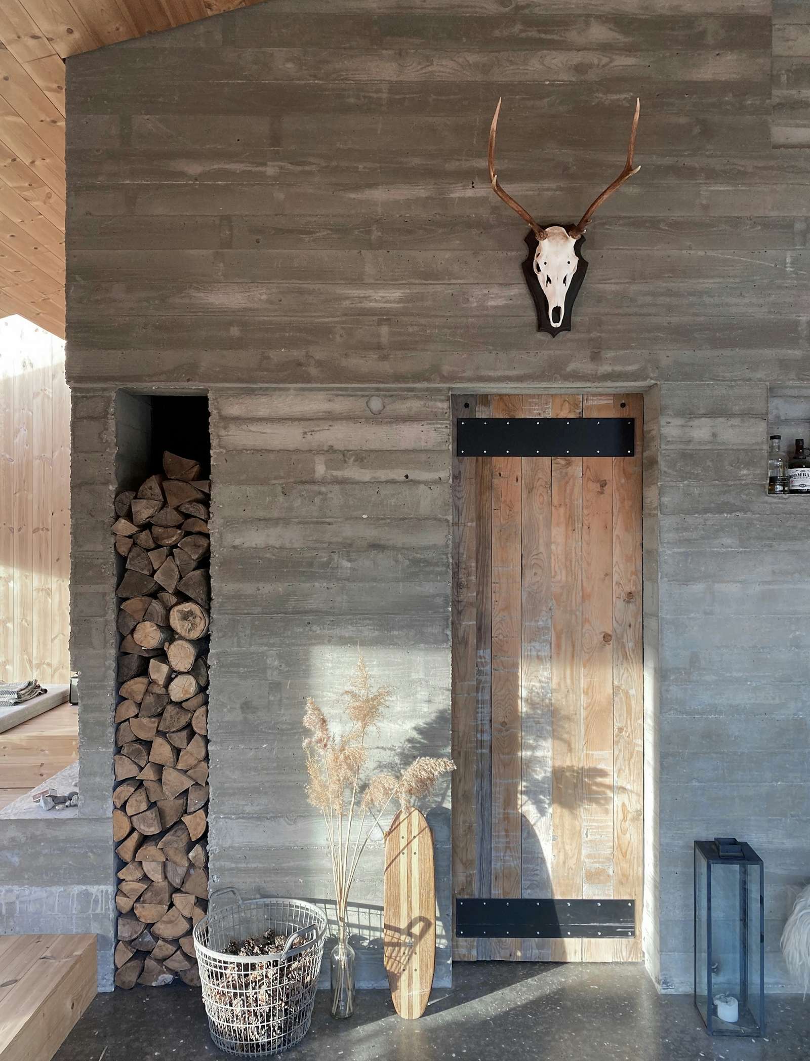 Photo 6 of 20 in An Architect Takes His Time in Building a Cozy Cabin ...