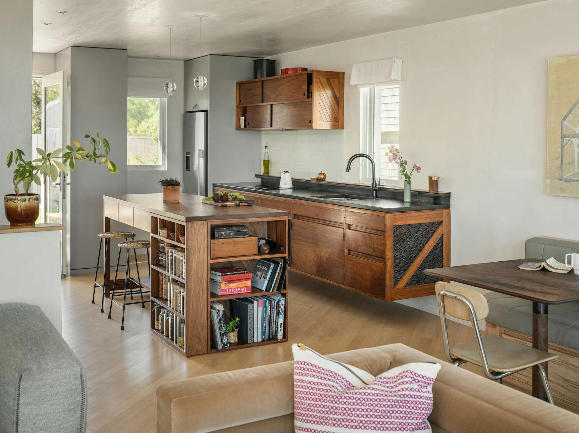 Photo 13 of 21 in Construction Diary: This Architect’s “Fugly” Beach ...