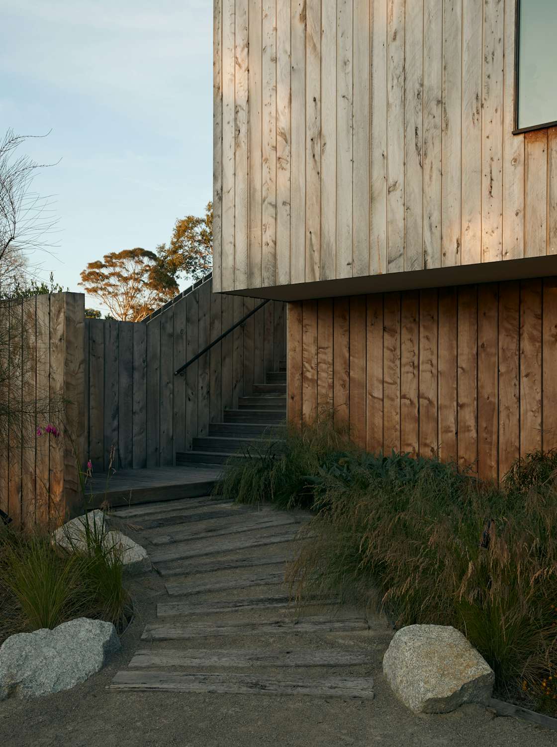 Photo 4 of 18 in A Coastal Home in Australia Echoes Northern California ...