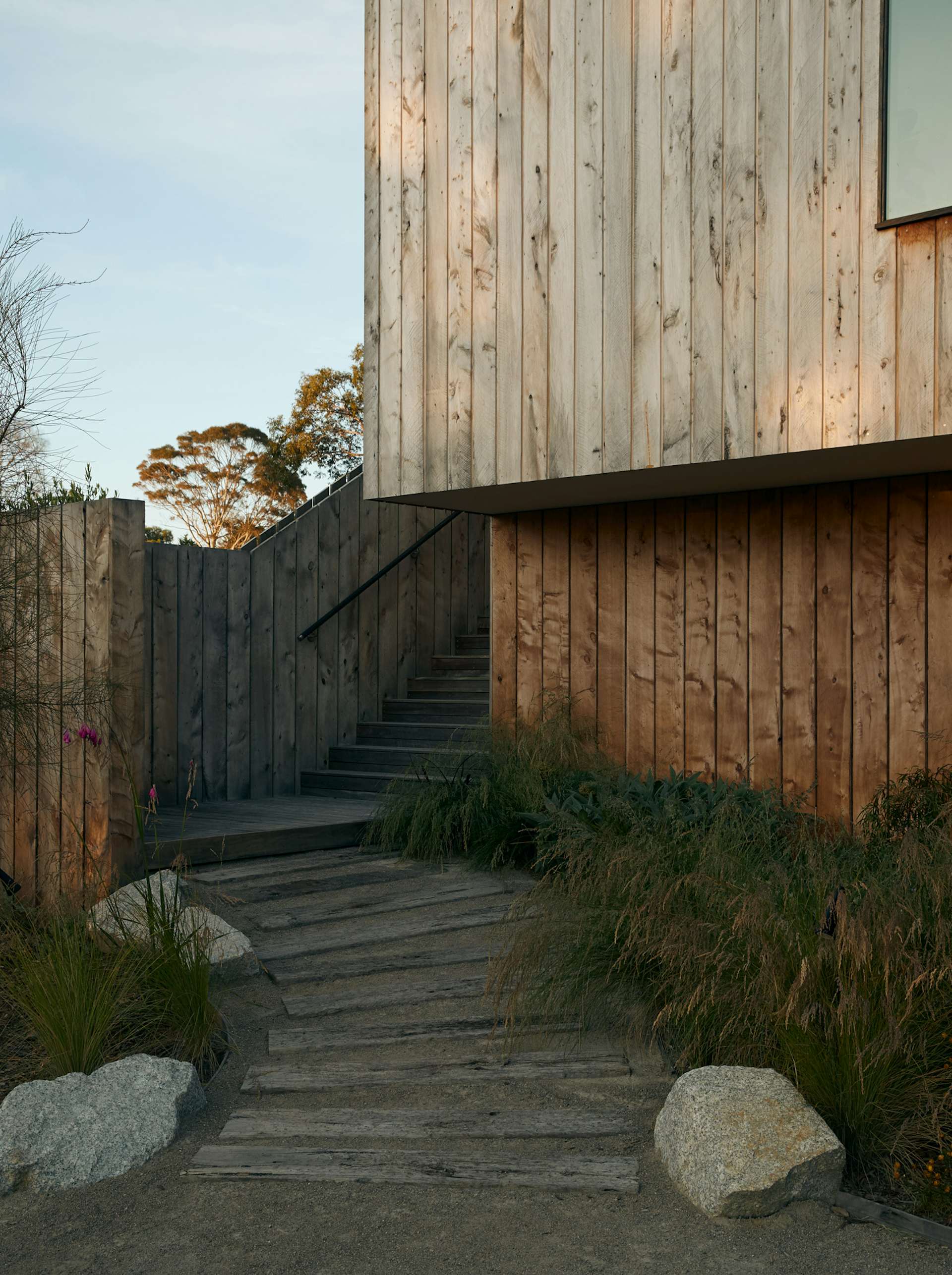 Photo 4 of 18 in A Coastal Home in Australia Echoes Northern California ...