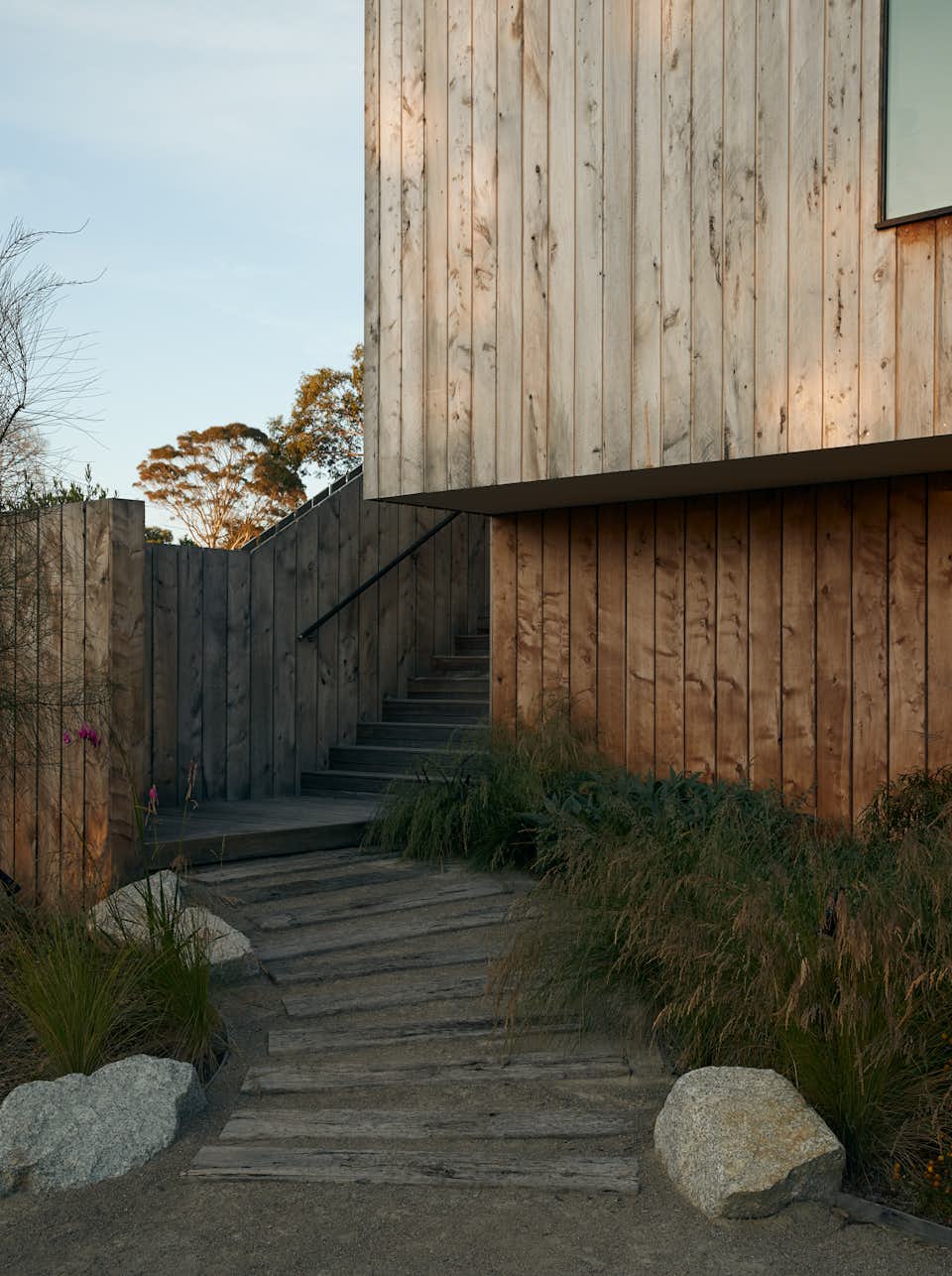 Photo 4 of 18 in A Coastal Home in Australia Echoes Northern California ...