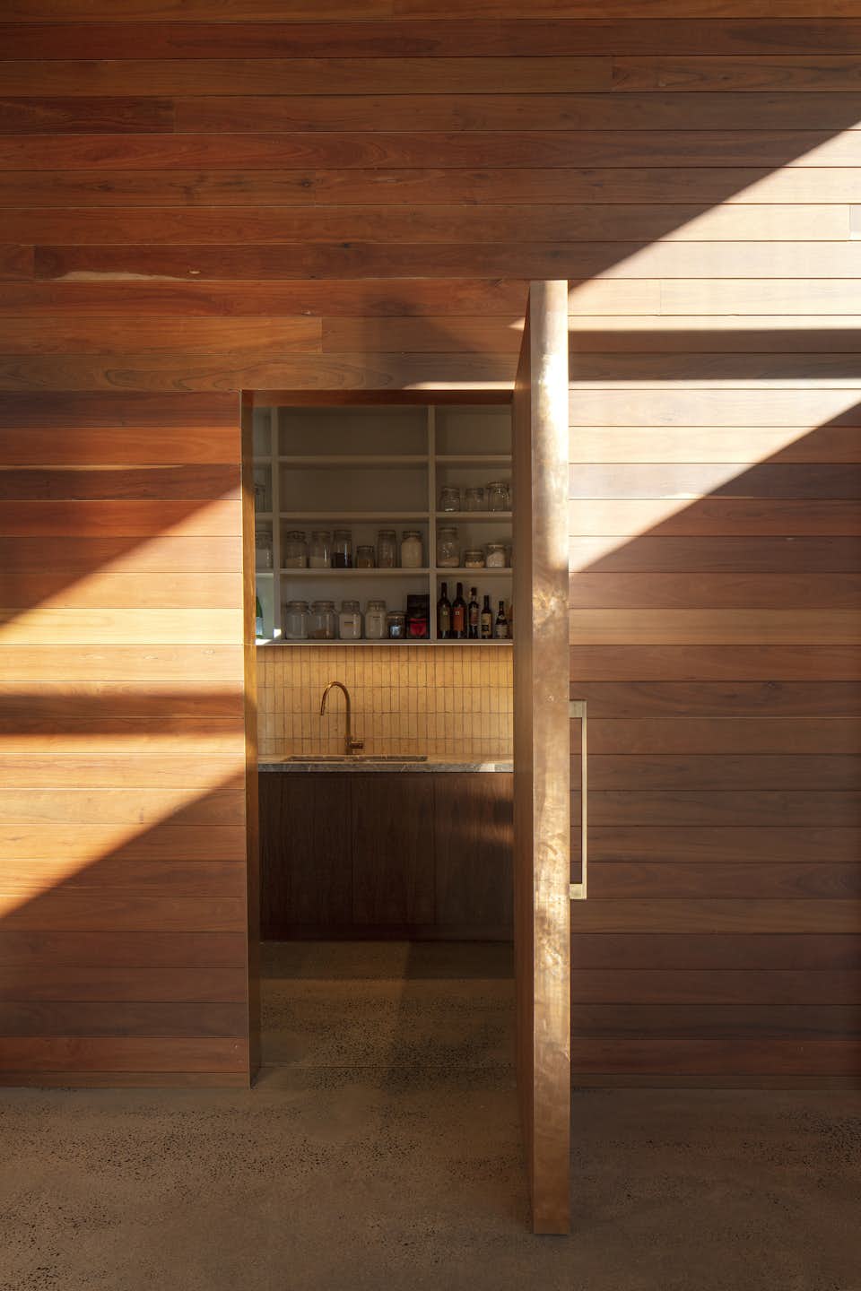 Photo 11 of 26 in This Gorgeous Timber and Brick Home in Rural ...