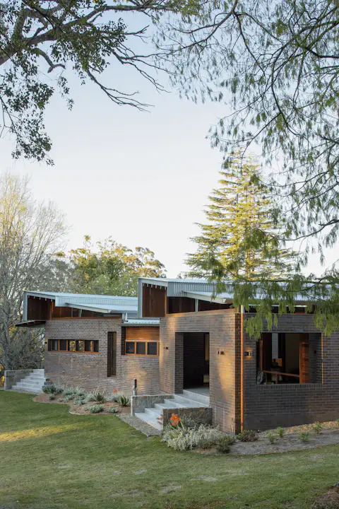 Photo 5 of 26 in This Gorgeous Timber and Brick Home in Rural Australia ...