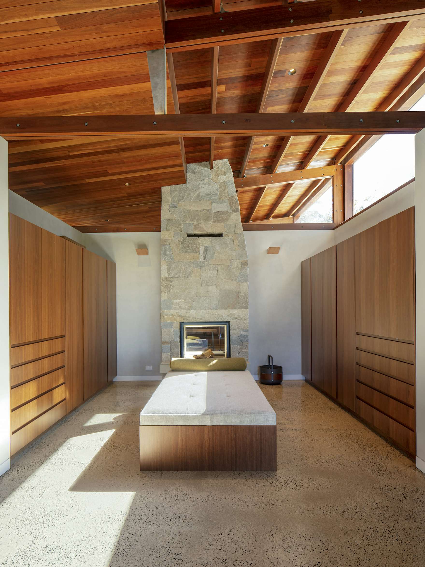 Photo 22 of 26 in This Gorgeous Timber and Brick Home in Rural ...