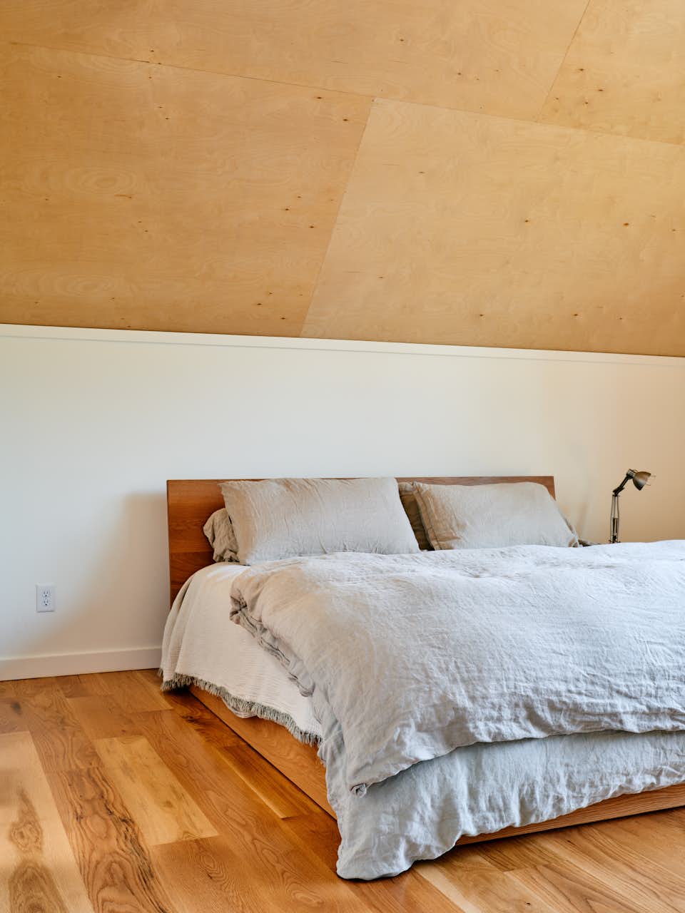 Photo 10 of 18 in My House: There’s Nothing Complicated About Emma ...