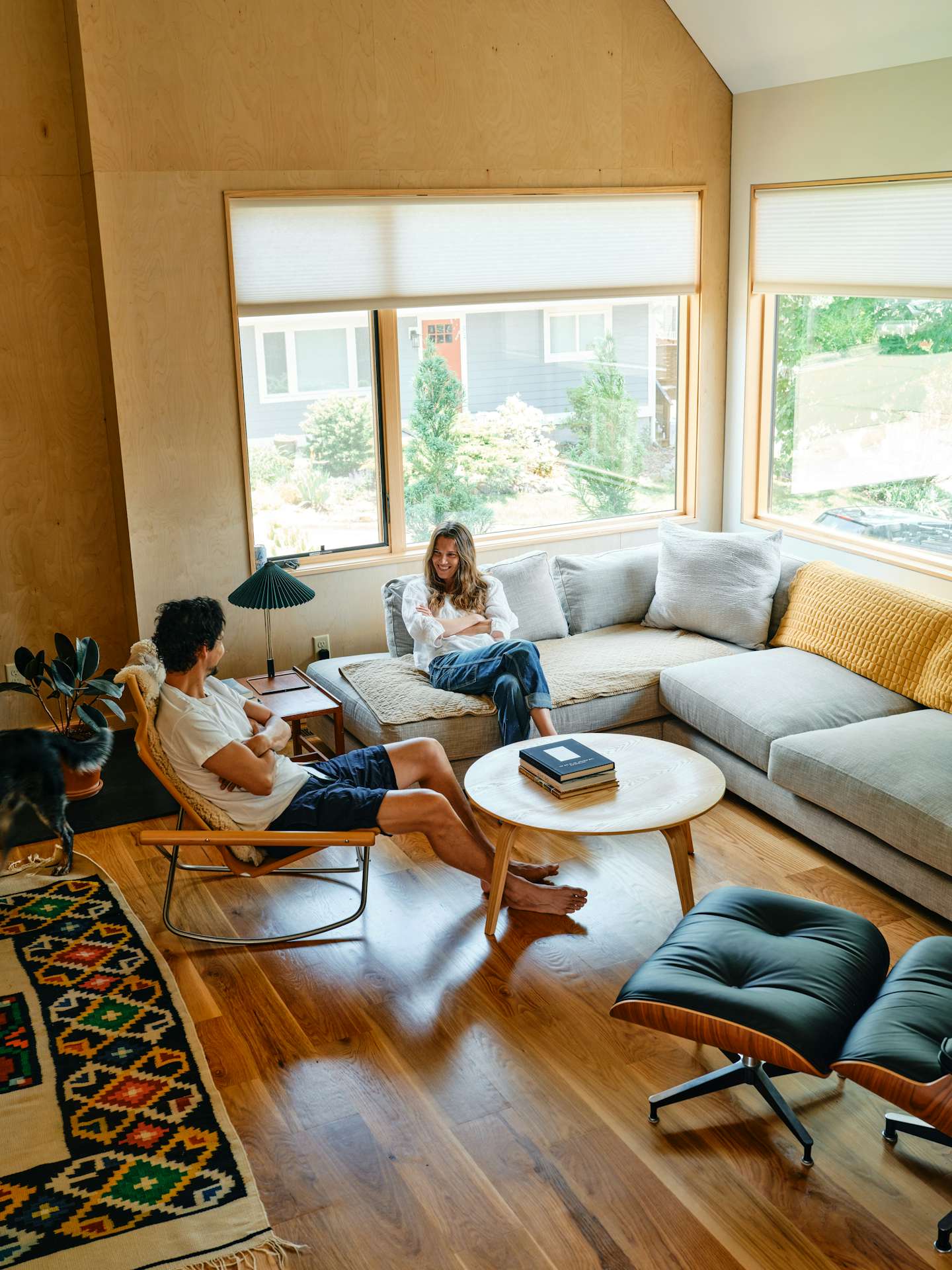 Photo 14 of 18 in My House: There’s Nothing Complicated About Emma ...