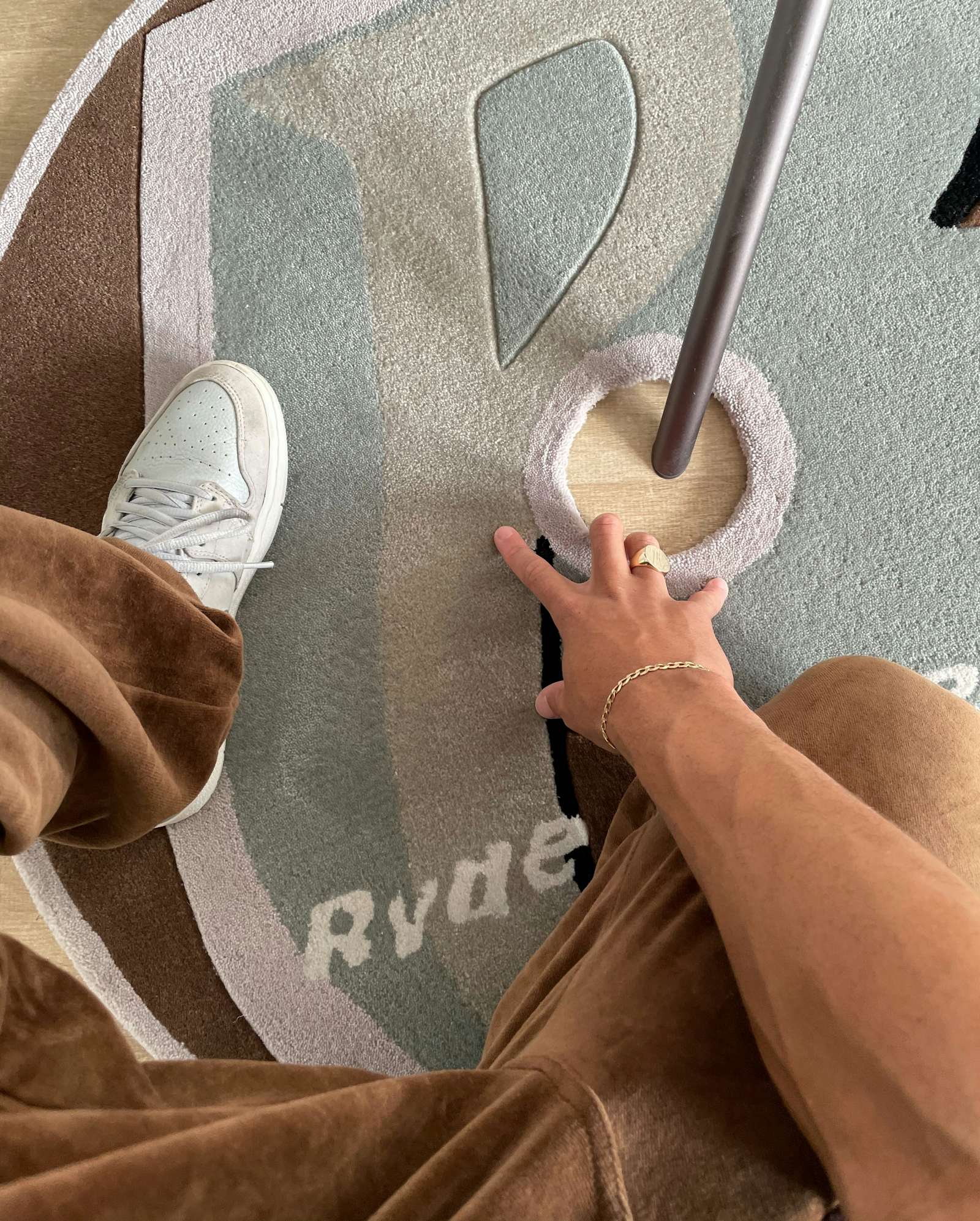 Photo 3 of 13 in Designer Sean Brown’s Toronto Apartment Elevates the ...