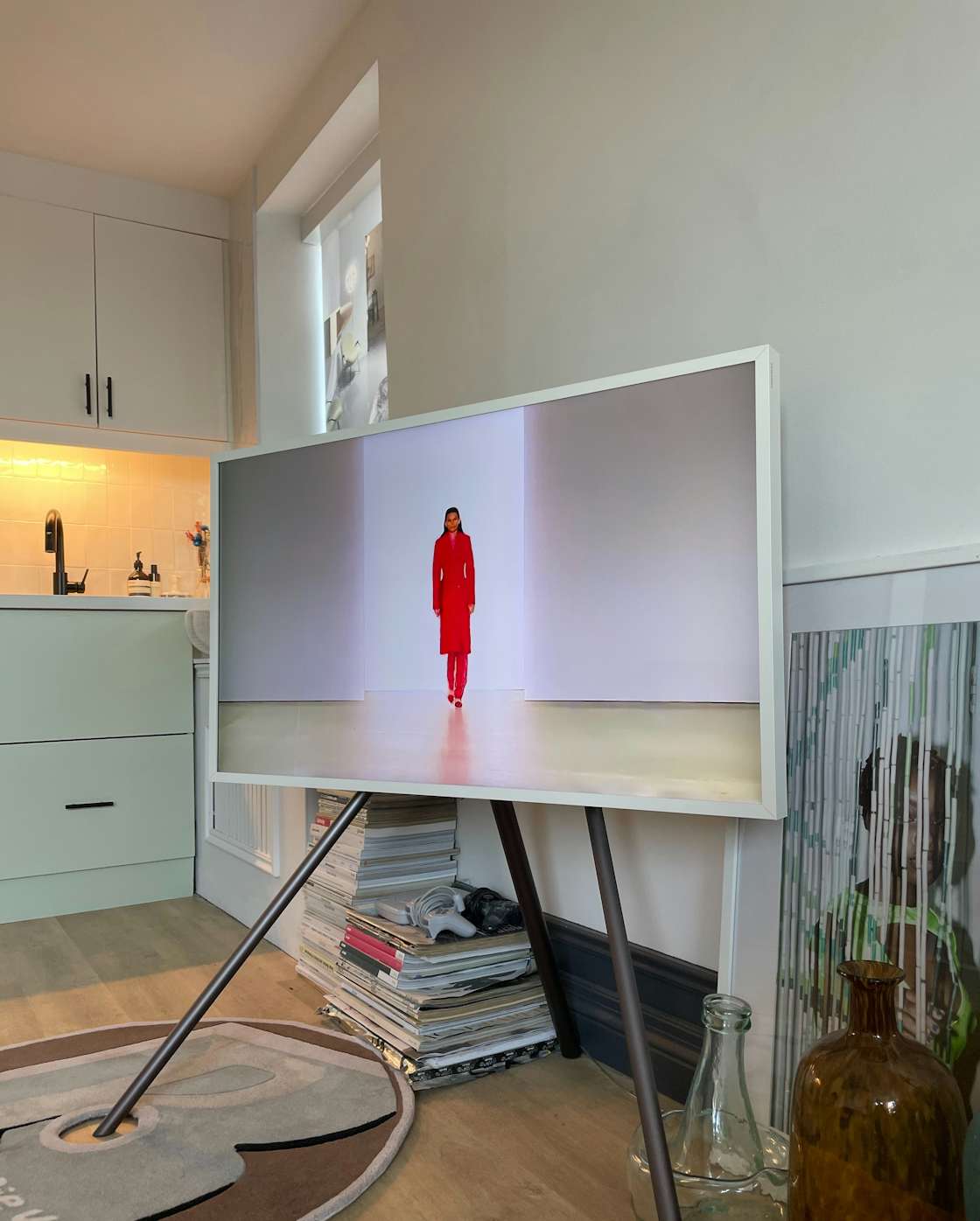 Photo 7 of 13 in Designer Sean Brown’s Toronto Apartment Elevates the ...