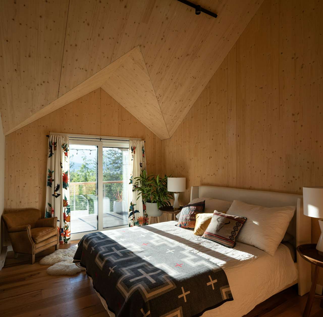 Photo 8 of 14 in Extreme Skier Lexi duPont’s New Base Camp Is a Passive ...