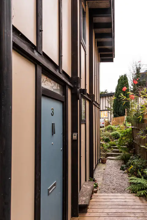 Before & After: This Late ’70s London Home Was Designed to Be Taken ...