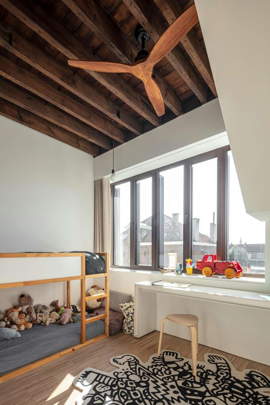 Photo 6 of 16 in In Brussels, an Architect’s Copper-Clad House Makes ...