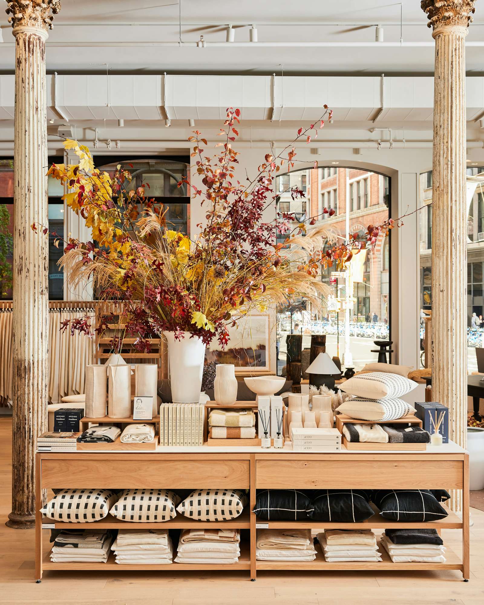 Photo 8 of 9 in Crate & Barrel’s New Flagship Store Elevates the In ...