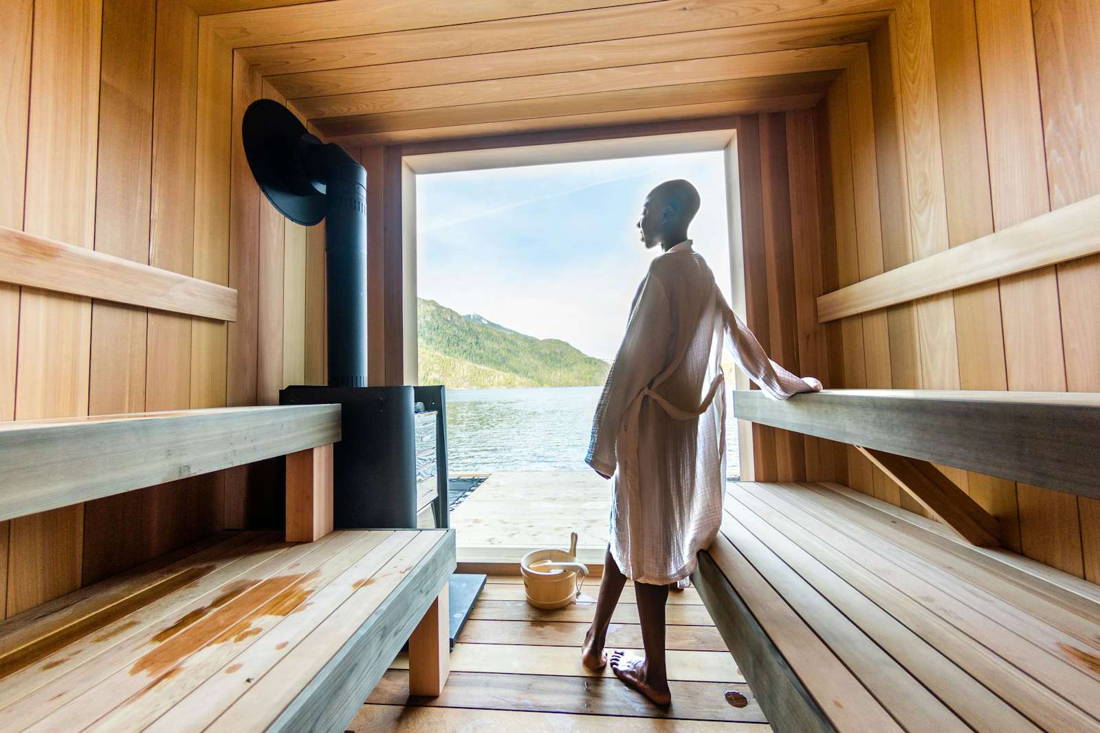 Floating Sauna by Aux Box - Dwell