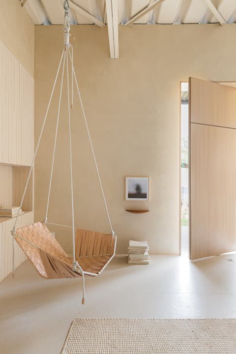 Photo 2 of 10 in This Soothing, Spa-Like Residence in Brazil Is the ...