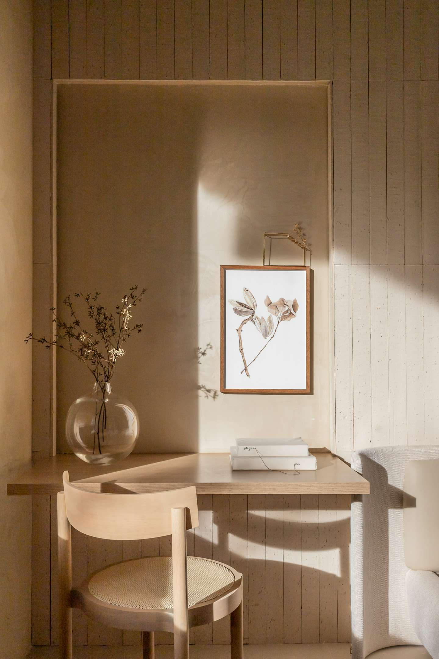 Photo 3 of 10 in This Soothing, Spa-Like Residence in Brazil Is the ...