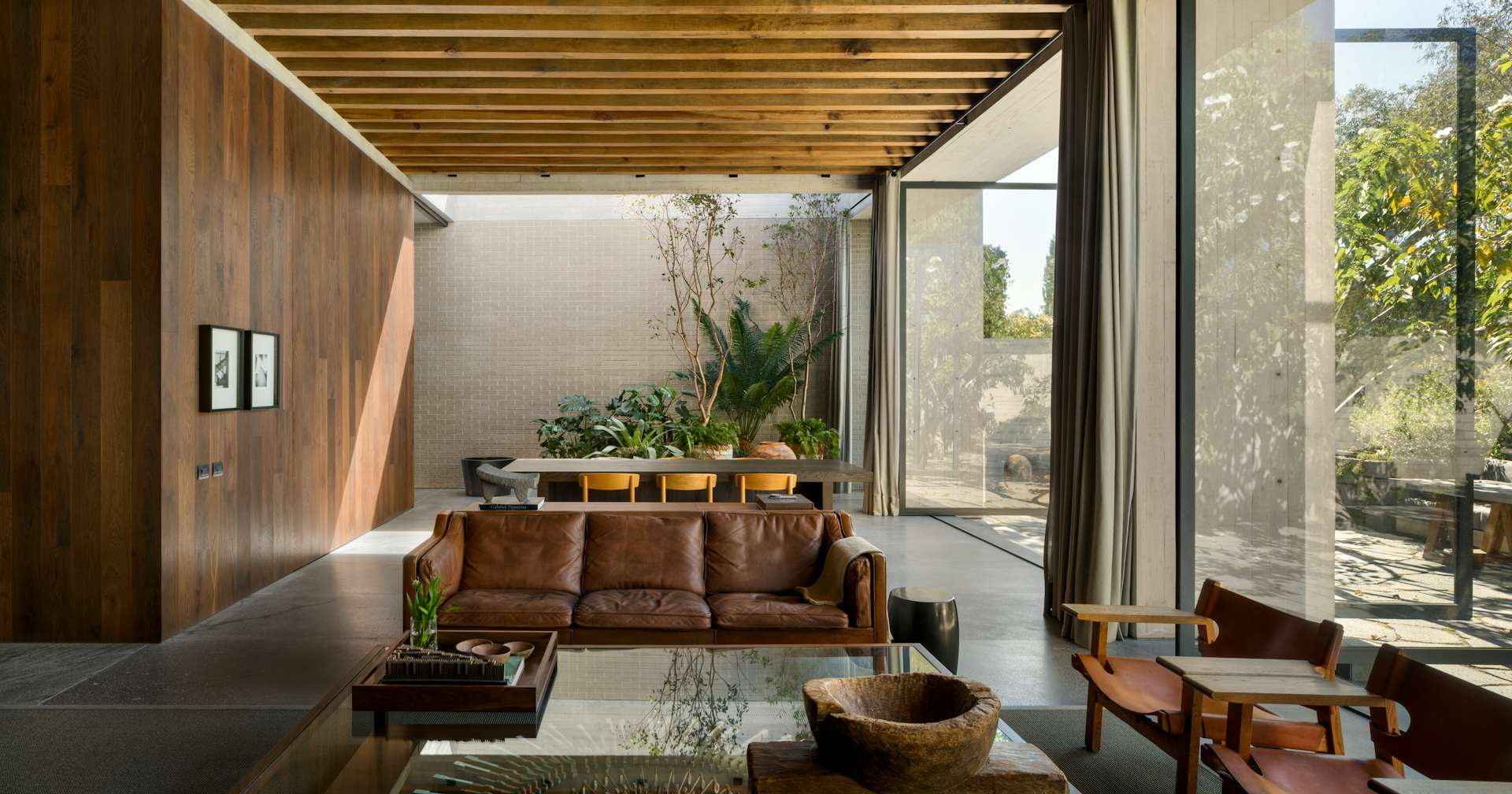 Photo 4 of 19 in Home Studio by Manuel Cervantes Estudio - Dwell