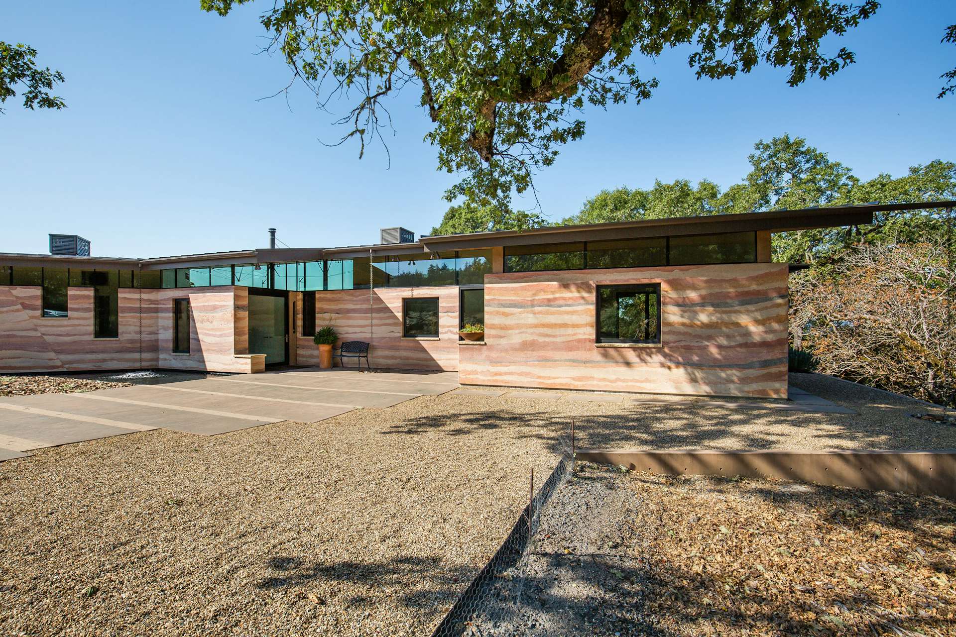 Stunning Family Compound (181 Photos) - Dwell